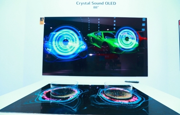 LGD首现AWE会展，OLED成未来主流显示技术|界面新闻 · JMedia