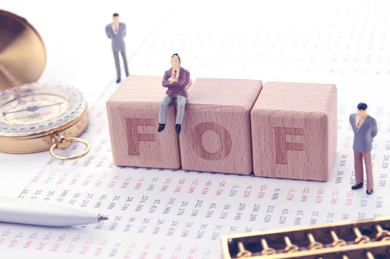 又有5只基金创新产品获批！FOF-LOF究竟有啥不一样？|界面新闻