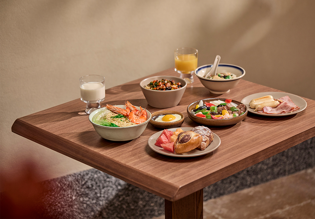 早餐成酒店新“体验分水岭”？亚朵以养生早餐为差旅人留住生活秩序感|界面新闻