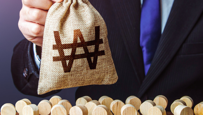 ETF主力榜 | 科创板100ETF(588120)主力资金净流出874.30万元，居可比基金前列|界面新闻